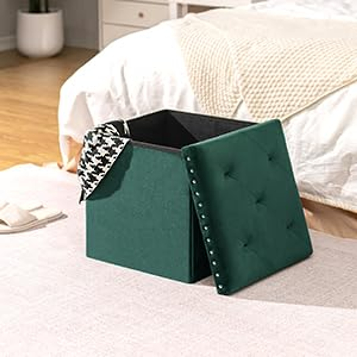 B FSOBEIIALEO Storage Ottoman Cube, Folding Tufted Ottomans with Storage,Coffee Table Top Cover, Toy Chest Storage Boxes Footrest Stool for Bedroom, Luxury Velvet Fabric 15.7 Inches Green