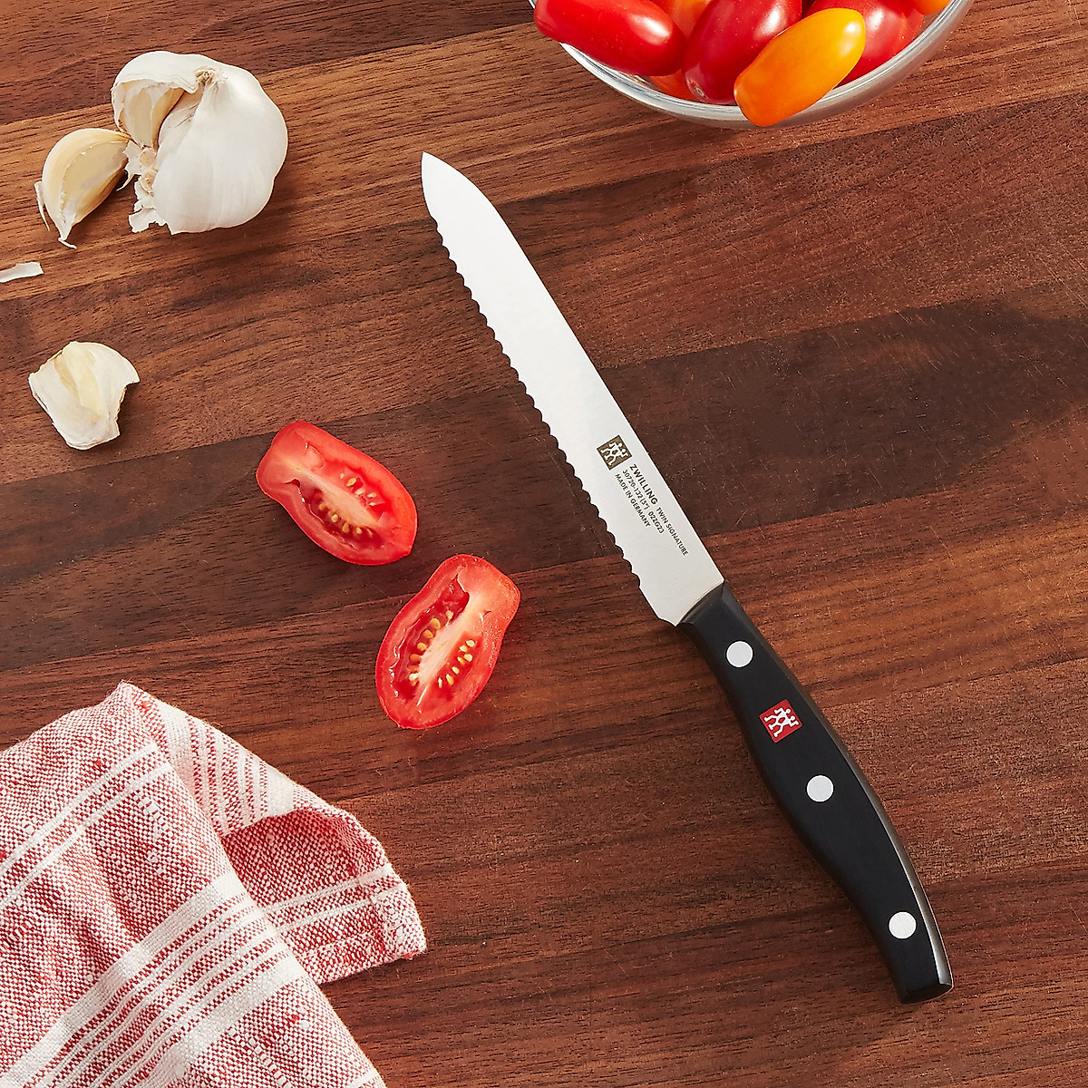 ZWILLING Twin Signature 5-inch Utility Knife, Razor-Sharp, Made in Company-Owned German Factory with Special Formula Steel perfected for almost 300 Years, Dishwasher Safe,Black
