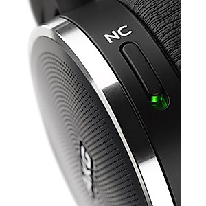 AKG Noise Canceling Headphone Black (N60)