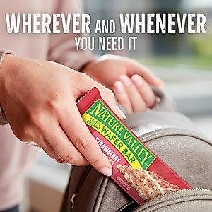 Nature Valley Strawberry Crispy Creamy Wafer Bars, Made With Whole Grain, 5 Bars, 6.5 oz Box