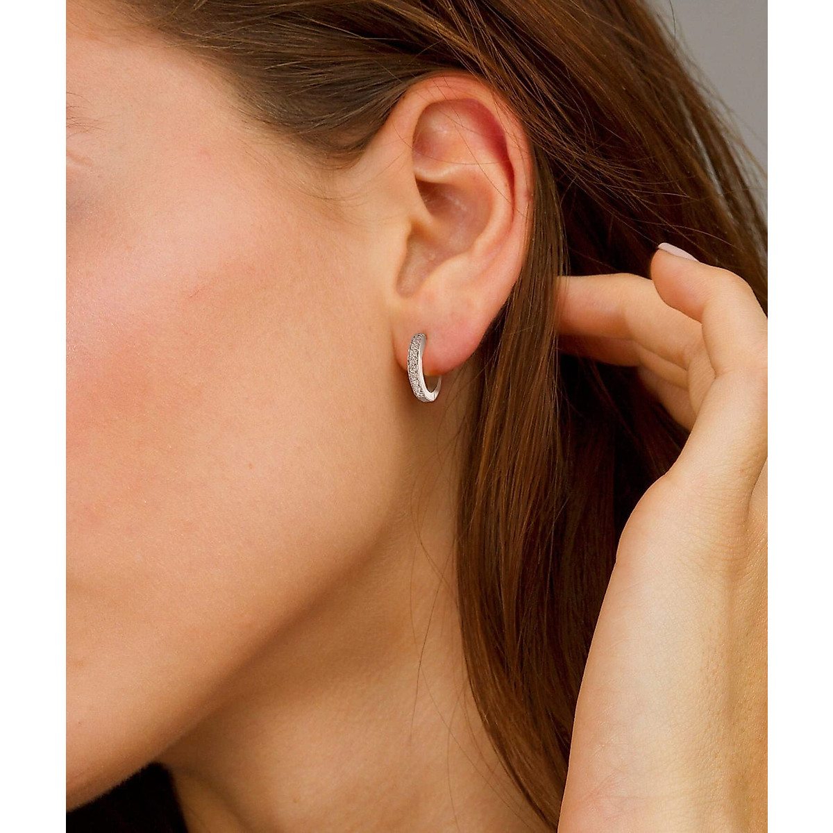 YL Hoop Earrings 925 Sterling Silver 18K White Gold Plated Halo Round Huggie Earring Cubic Zirconia Jewelry