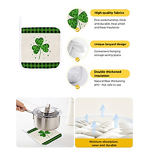 Pot Holders Set of 2,Irish Saint Patricks Green Shamrock Potholder for Kitchen Heat-Proof Hot Pads,Light Clover Black Plaid Vintage Cotton Linen Hot Mats Potholders for Cooking Baking BBQ