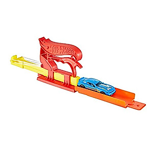 Hot Wheels 446FTH84 Launcher with Car