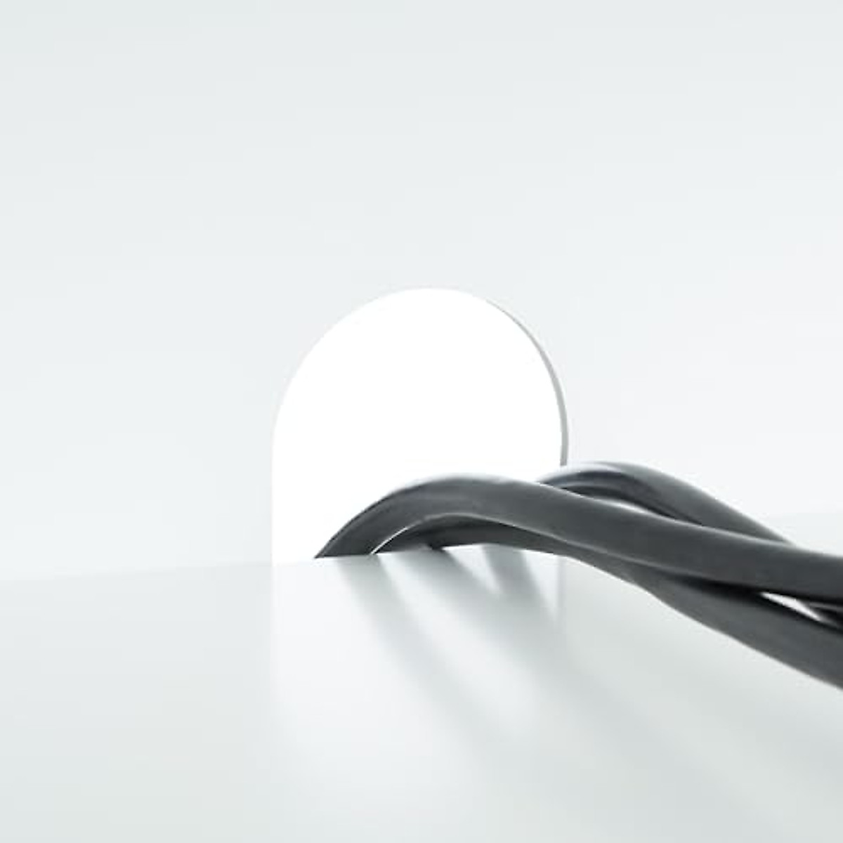 SAFAVIEH Home Collection Faye White Washed 3-Shelf Patterned Entertainment Media Stand up to 60" Flatscreen TV