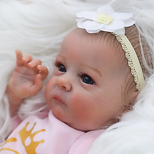 WOOROY Realistic Reborn Baby Dolls - 16 Inch Lifelike Newborn Preemie Baby Dolls Girl Handmade Real Life Baby Dolls Soft Cloth Body Gift Toy for Kids Age 3+