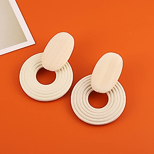 STWTR Women's Natural Wood Earrings Variety of Fashion Earrings Love Minimalist Retro Earring Set Natural Wood Hollow Round Earrings Arc