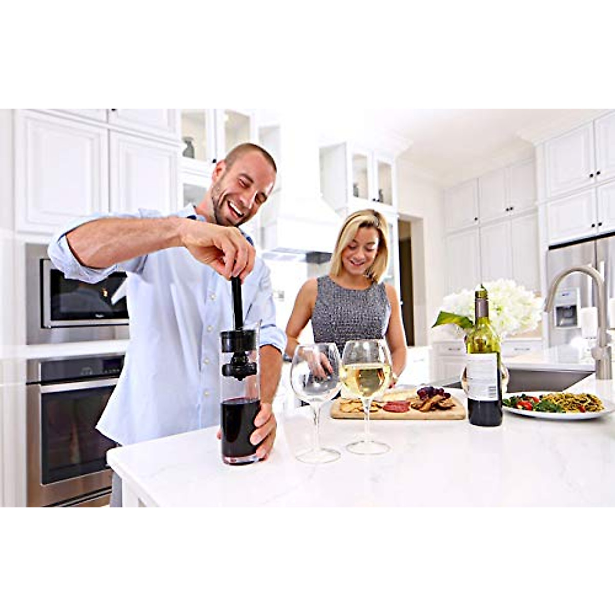 Wine Squirrel Wine Preserving Glass Decanter | Keeps Wine Fresh for Weeks | Air Tight Luxury Wine Saver Carafe | Best Wine Gift