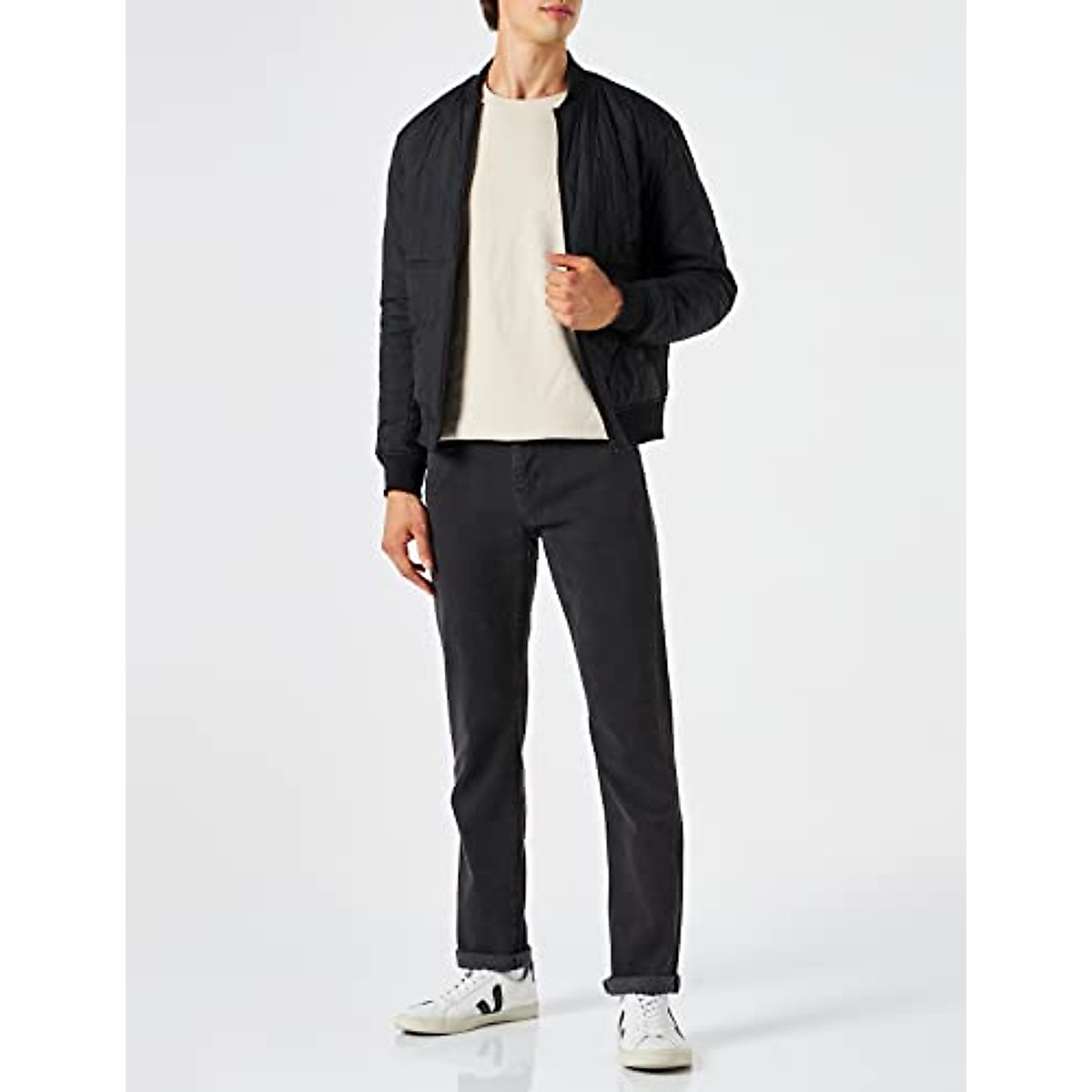 Amazon Essentials Men's Athletic-Fit Stretch Jean, Washed Black, 28W x 28L