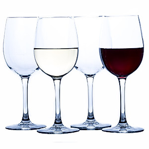 Elegant Plastic Wine Glasses by Savona | Unbreakable Wine Glasses | Ideal for Indoor/Outdoor Use | 100% Tritan Shatterproof Wine Glasses | Set of 4)