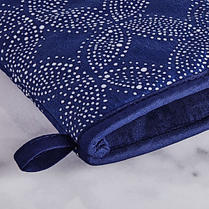 Tommy Bahama Island Tile Oven Mitt 2-Pack Set, Navy Blue, 7"x14"