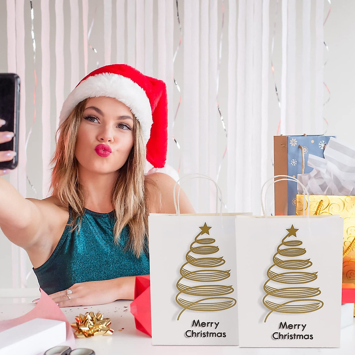 SOLUSTRE 6 Pcs Christmas Gift Bag Paper Gift Pouch Wrapping Bags for Presents Christmas Party Favors Bags Santa Snack Bags Christmas Favor Bags White Card Portable Christmas Utenciles