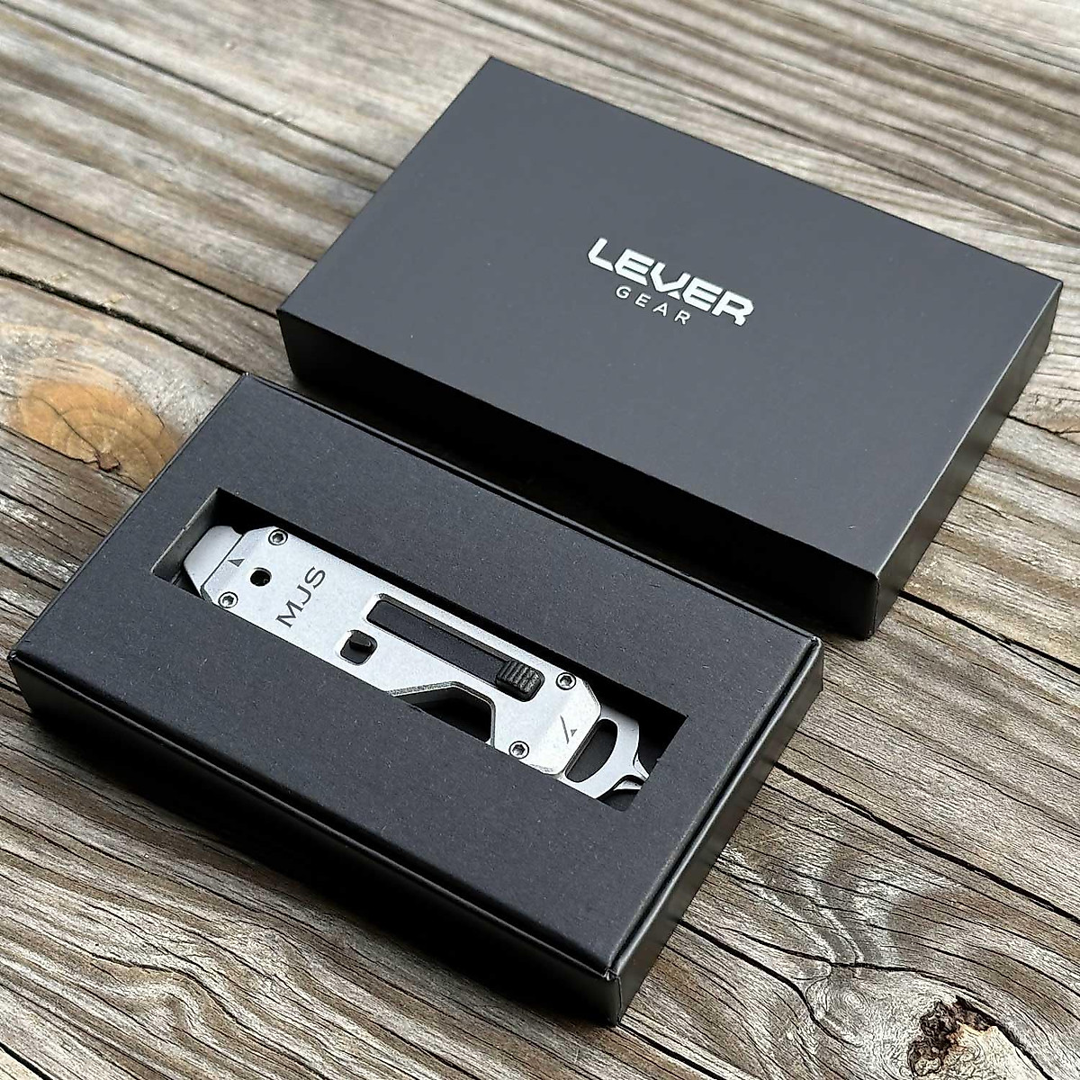 Lever Gear Edge XT - Mini Utility Knife Keychain Multitool w/ 10 Tools - Retractable Razor Blade Mini Box Cutter OTF Knife - Small EDC Pocket Knives For Men Gift (Black-blk)