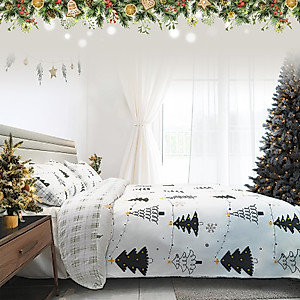 JANSHU 3 Piece Christmas Duvet Cover Queen Size Set, Black Christmas Tree Duvet Cover Set, Christmas Duvet Cover Set with Zipper Closure and Corner Ties, 1 Duvet Cover Queen Size and 2 Pillow Shams.