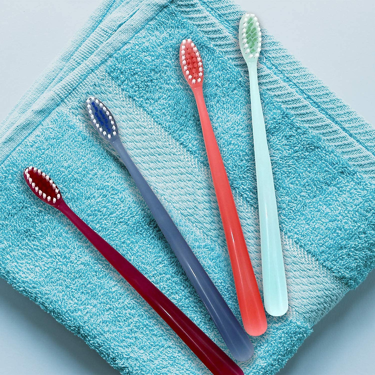 Pack of 4 Dentist Approved Simplosophy Toothbrushes, for clean teeth and guaranteed whiter smile