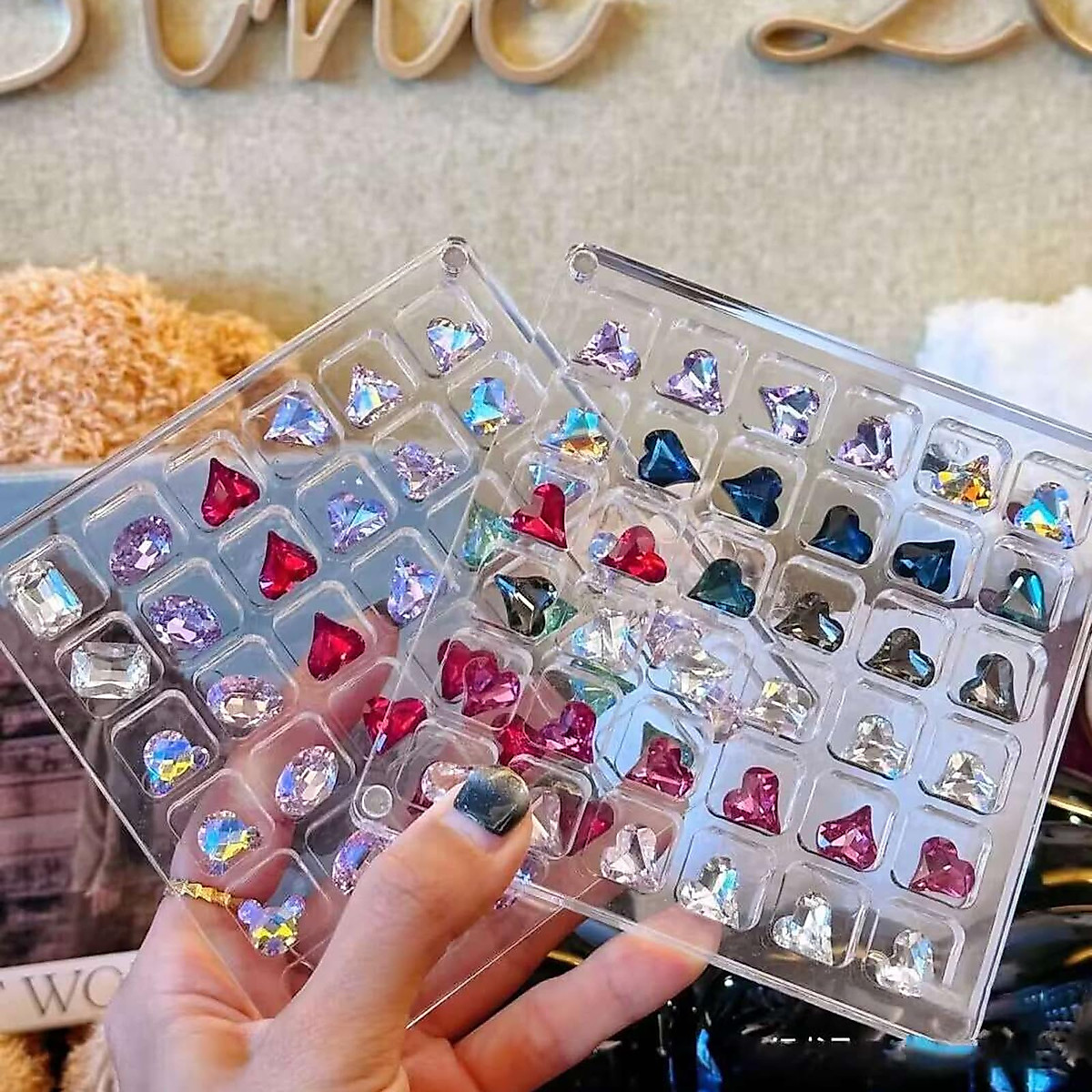 XronSlute Acrylic Magnetic Seashell Display Box,DIY Seashell Display Box,Clear Storage Box for Seashell,Gemstones,Nail,Jewelry (1Pc 36 Grids Small)