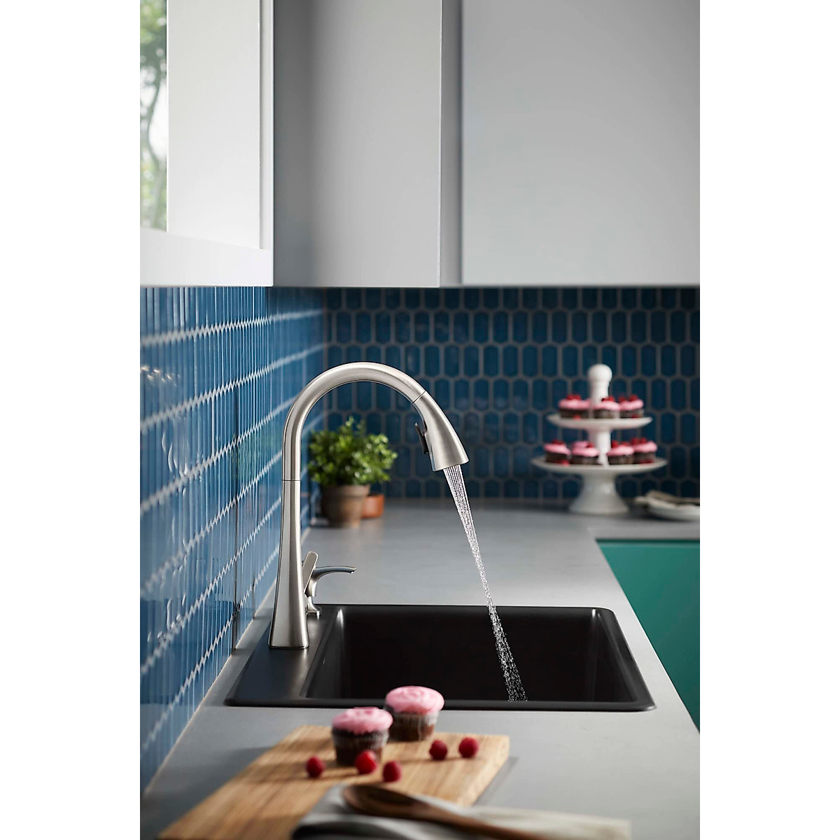 KOHLER R22867-SD-VS Maxton Pull-Down Kitchen Faucet with Soap Dispenser/Lotion Dispenser, Kitchen Sink Faucet with Pull Down Sprayer, Vibrant Stainless