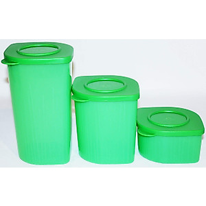 Tupperware Set of 3 Fresh N Cool Refrigerator Containers 2, 4 and 6 Cups Green