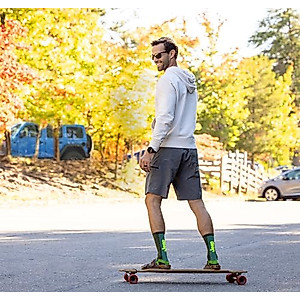 Jeep Wool Blend Logo Crew Socks-1 Pair Pack-Moisture Wicking and Breathable Mesh Zones, Gray, Men's Shoe Size 8-12