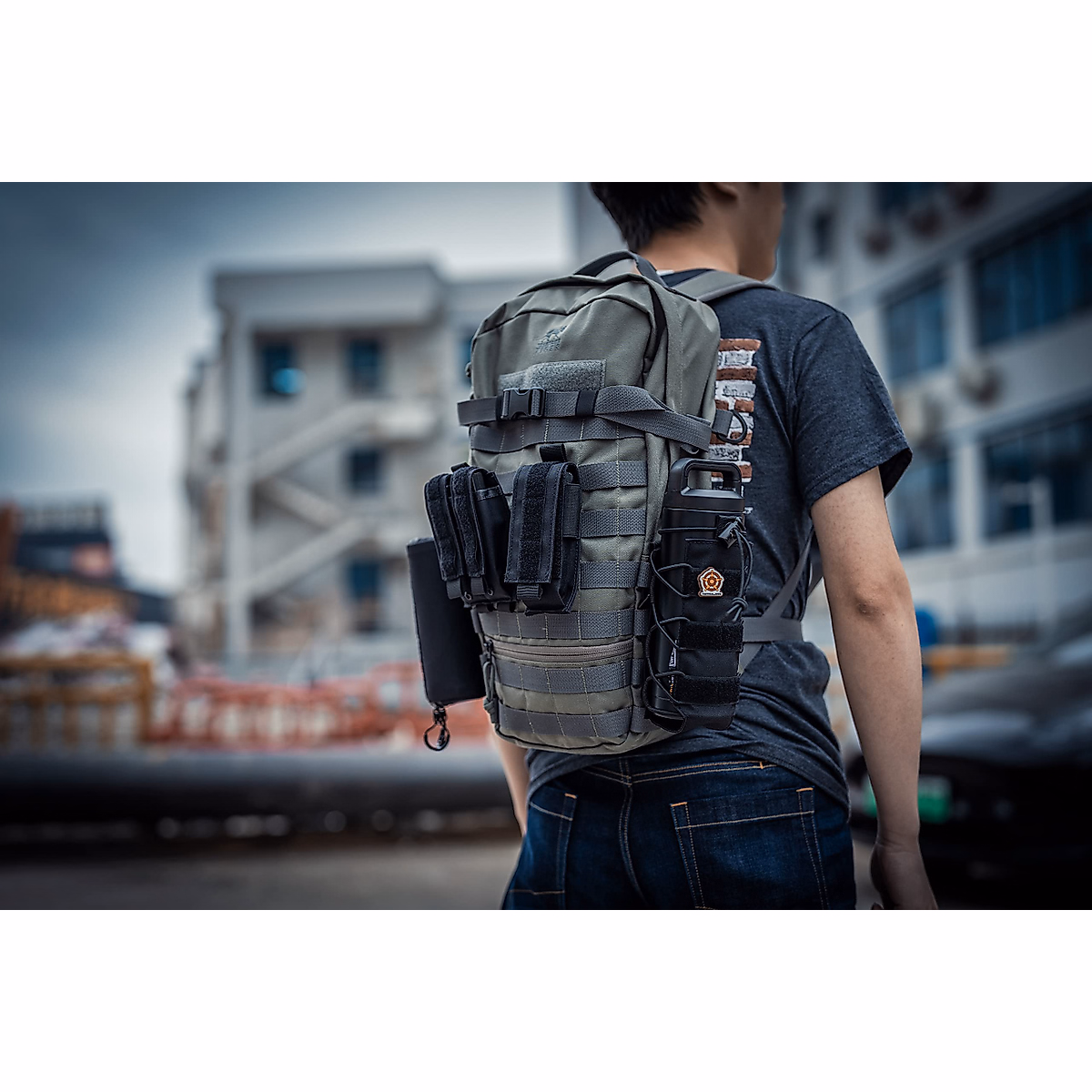 TACTICAL GEEK EXT11 Water Bottle Pouch, Portable Water Bottle Carrier, Drawstring Travel Bottle Holder, Adjustable Outdoor Sports Kettle Carrier Holster, Molle Water Bottle Holder for Backpack (Black)