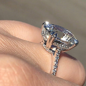 GUIDECUN 5.0ct Classic Shiny Oval Cut Cubic Zirconia Engagement Rings Solitaire Halo Promise Ring for Women Size 6-10 (US size 9)