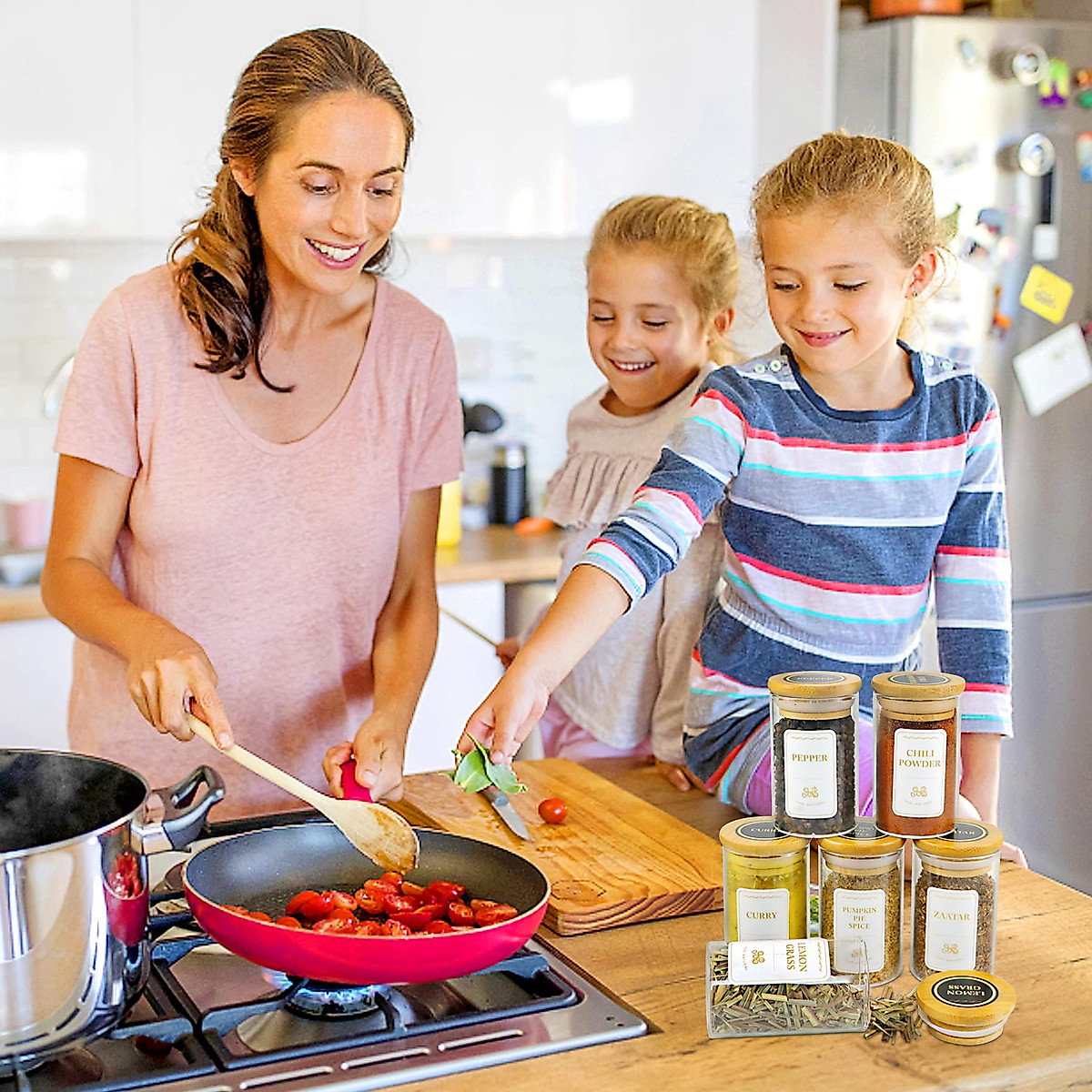 BGraceyy Spice Jars with Labels, 35 Pcs 4 oz Glass Spice Jars with Bamboo Lids, Minimalist Stackable Airtight Spice Containers with 426 labels for Home Kitchen, Pantry, Spice Cabinet, Drawer, Rack