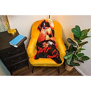 Silver Buffalo Chucky Wanna Play 45" x 60" Fleece Throw Blanket