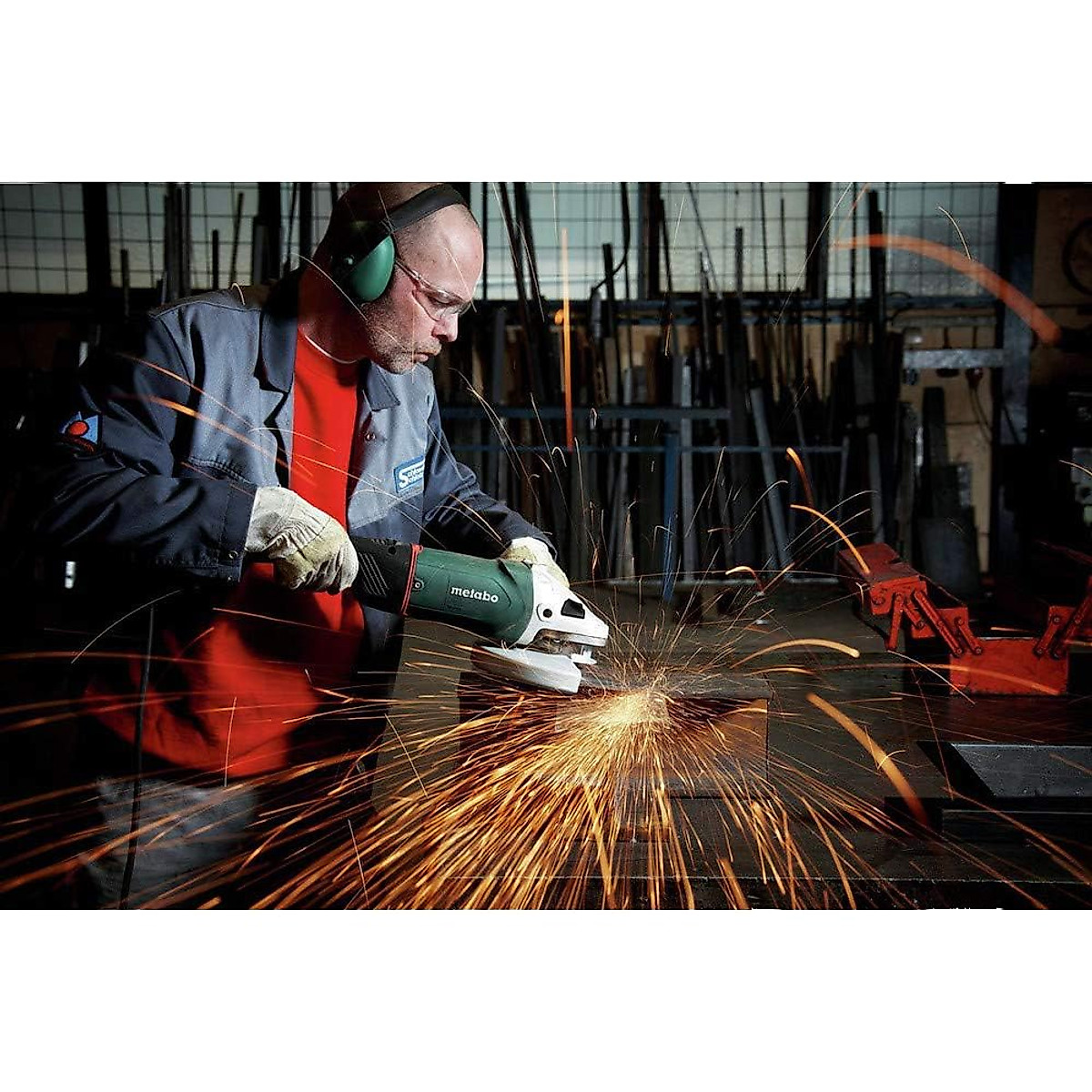 Metabo 9-Inch Angle Grinder, 6,600 RPM, 15 Amp w/Brake, Non-Lock Paddle, Performance Angle Grinders, Electronics, WEPB 24-230 MVT, 606479420, Green