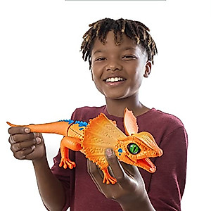 Robo Alive Lurking Lizard Series 3 Orange by ZURU Battery-Powered Robotic Light Up Interactive Electronic Reptile Toy That Moves (Orange)