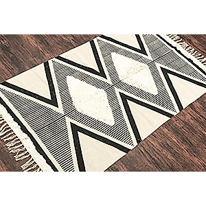 HOMEMONDE Boho Tufted Area Rug 2x4.3 ft Cotton Shaggy Geometric Runner Rugs with Tassels for Kitchen, Bedrooms and Living Room