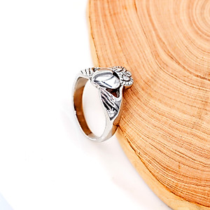 Uloveido Stainless Steel Irish Claddagh Heart Crown Ring Wedding Promise High Polished Friendship Jewelry for Women Lady Y981 (Size 7)