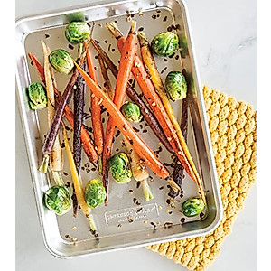 Nordic Ware Natural Aluminum Commercial Baker's Quarter Sheet