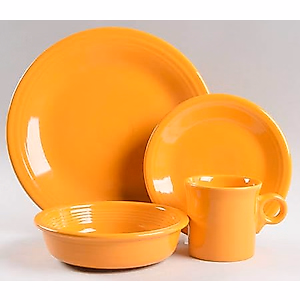 Fiestaware 4 Piece Placesetting Butterscotch
