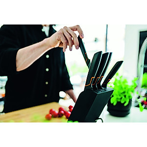Fiskars Knife Block With 5 Knives, Width: 15.5 cm, Height: 37 cm, Birch Wood, Black, Edge, 1003099