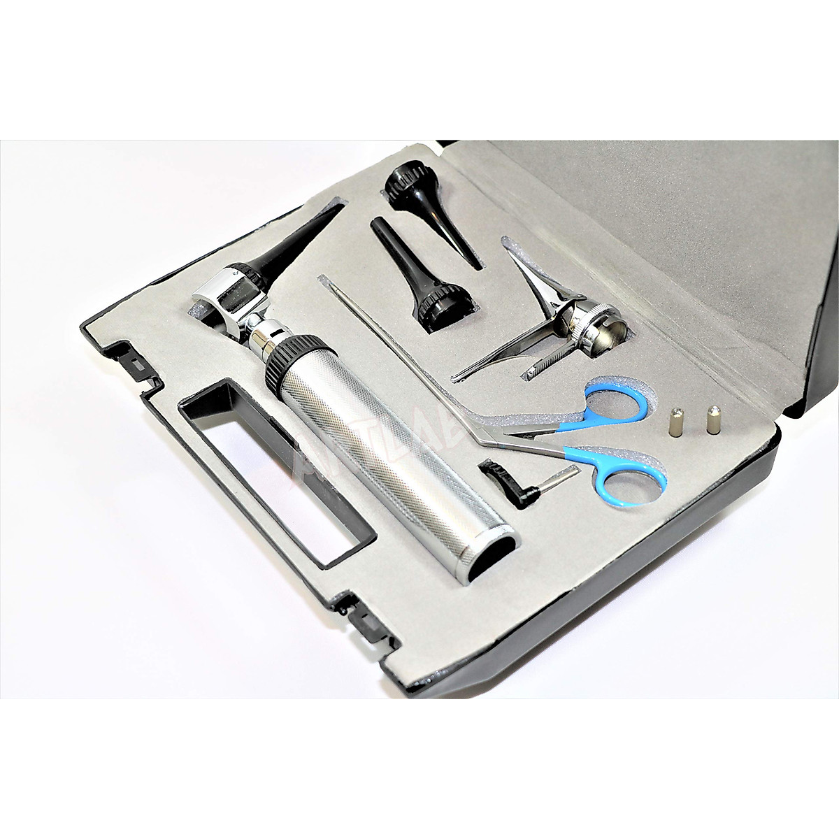 Artlab -Veterinary Operating Otoscope with Reusable Ear Speculas-Alligator Forceps and 2 Replacement Bulbs - Perfect for Home and Professional Use (Carrying Hard Case)