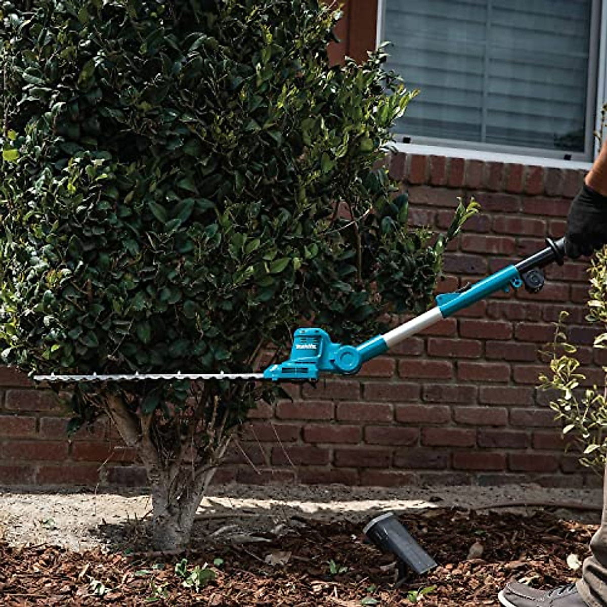 Makita, XNU05SM1, 18V, LXT®, Lithium-Ion, Cordless, 18", Telescoping, Articulating, Pole, Hedge, Trimmer, Kit, (4.0Ah)