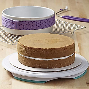 Wilton Bake-Even Cake Pan Strips - Use Cake Strips on Baking Pans for Evenly Baked Cakes, 6-Piece Set, (2) 35 x 1.5-Inch, (2) 25 x 1.5-Inch and (2) 10 x 1.5-Inch