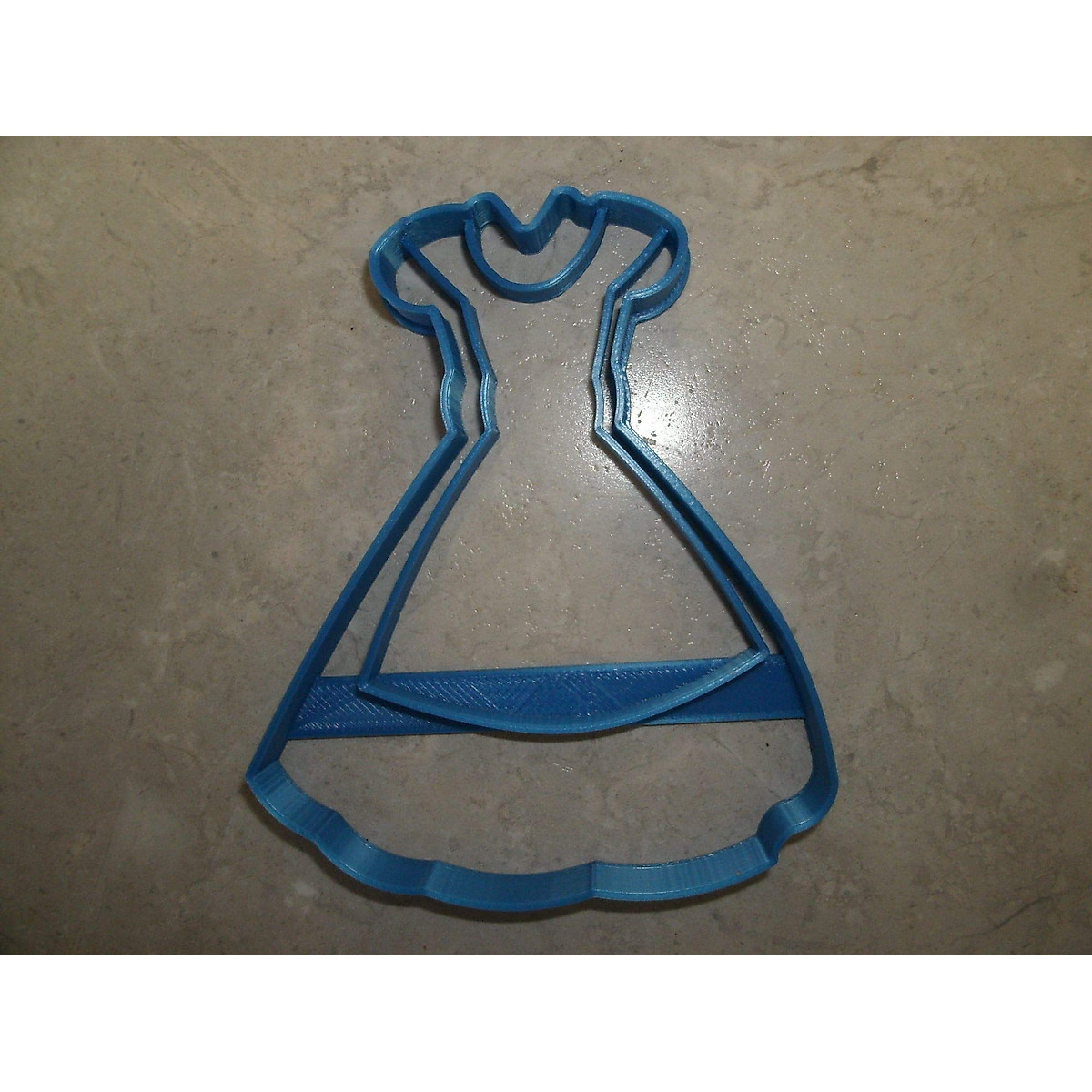 ALICE IN WONDERLAND ADVENTURES PRINCESS DRESS MOVIE CHARACTER COOKIE CUTTER USA MADE PR2912