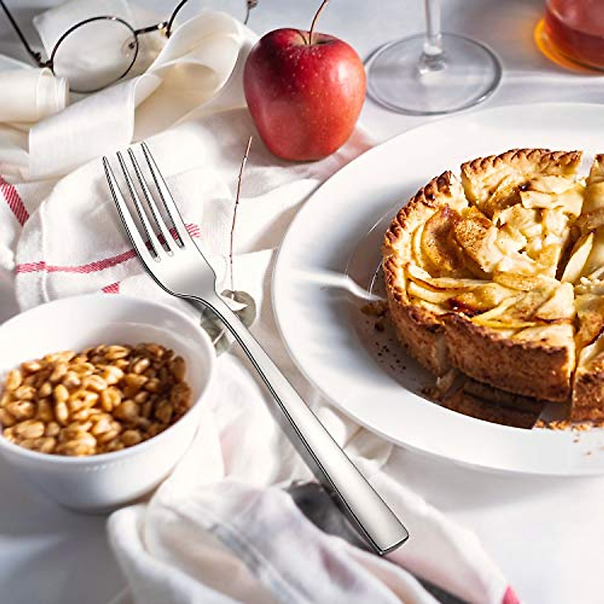 Hiware 12-piece Dinner Forks, Extra-Fine Stainless Steel Forks for Home, Kitchen or Restaurant, Mirror Finish, Dishwasher Safe, 8 Inches