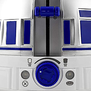 Uncanny Brands Star Wars R2D2 Deluxe Toaster - Lights-Up and Makes Sounds Like Artoo