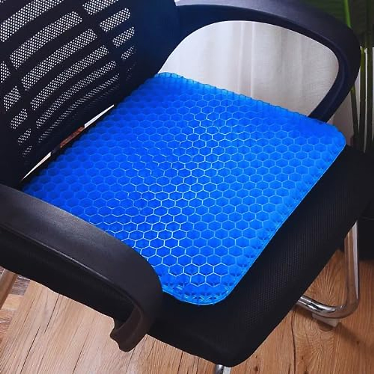 Helishy Gel Seat Cushion, Double Thick Egg Crate Foam Cushion with Honeycomb Design, Cooling Gel Pad for Chair Car Wheelchair, Relieves Sciatica Pain and Pressure Sores