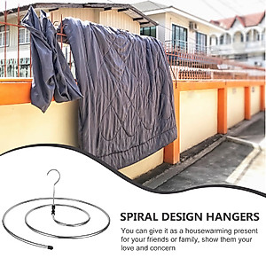 BESPORTBLE Spiral Sheet Hanger, Stainless Steel, Space Saving Hangers for Sheets Bedspreads Coverlets Mattresses Tablecloths Sofa Covers Blankets Shawls Scarfs Capes (2-Pack)