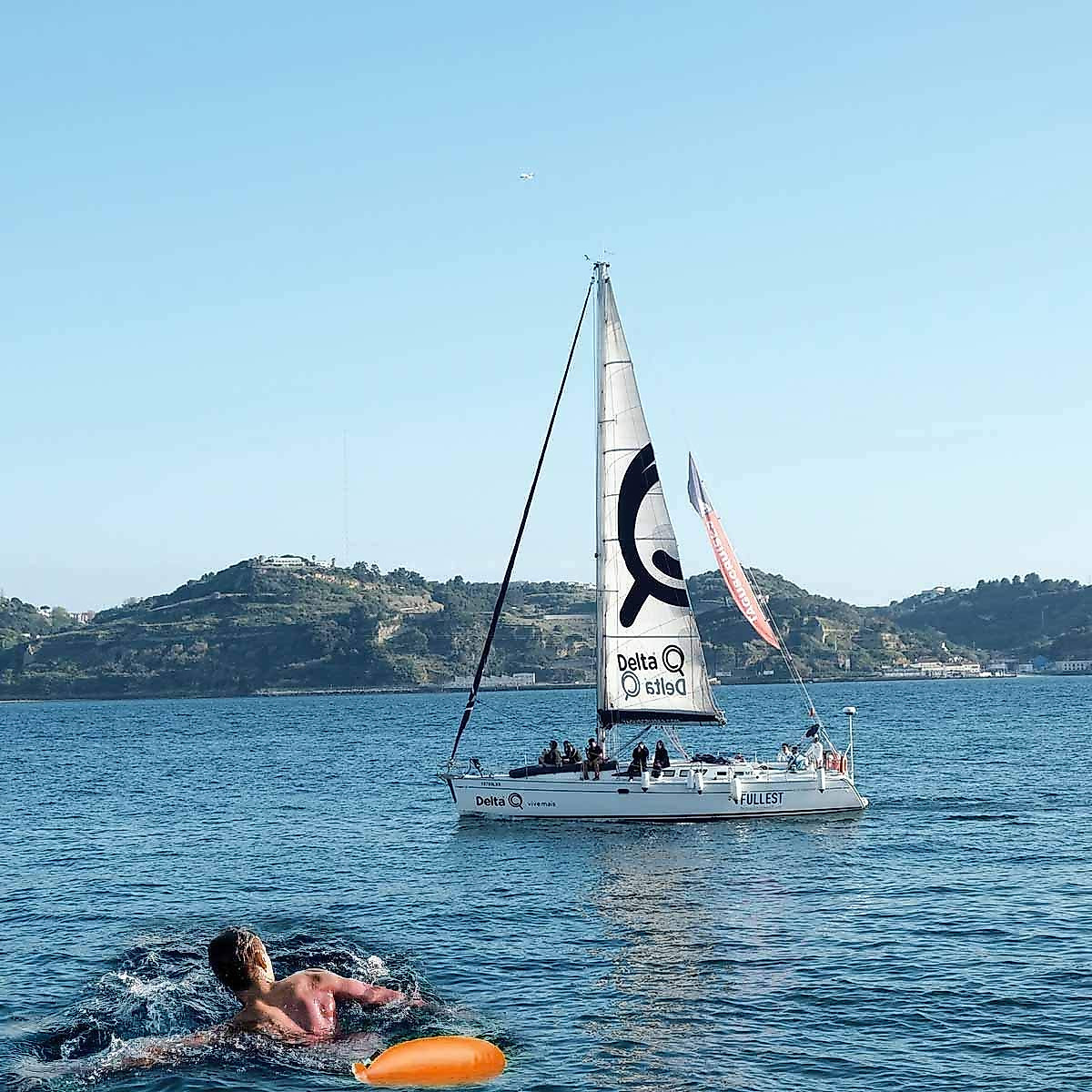 T6 20L Swim Buoy Waterproof Dry Bag Swim Safety Float Keep Gear Dry for Boating Kayaking Fishing Rafting Swimming Training and Camping