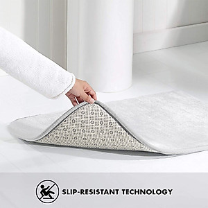 Fresh Lemon Door Mat, Indoor Entryway Rug with Non-Slip Rubber, Doormats Ideal for Living Room Bathroom Bedroom Home Office, Summer Fruit with Green Leaves Wood Grain Border24 x36