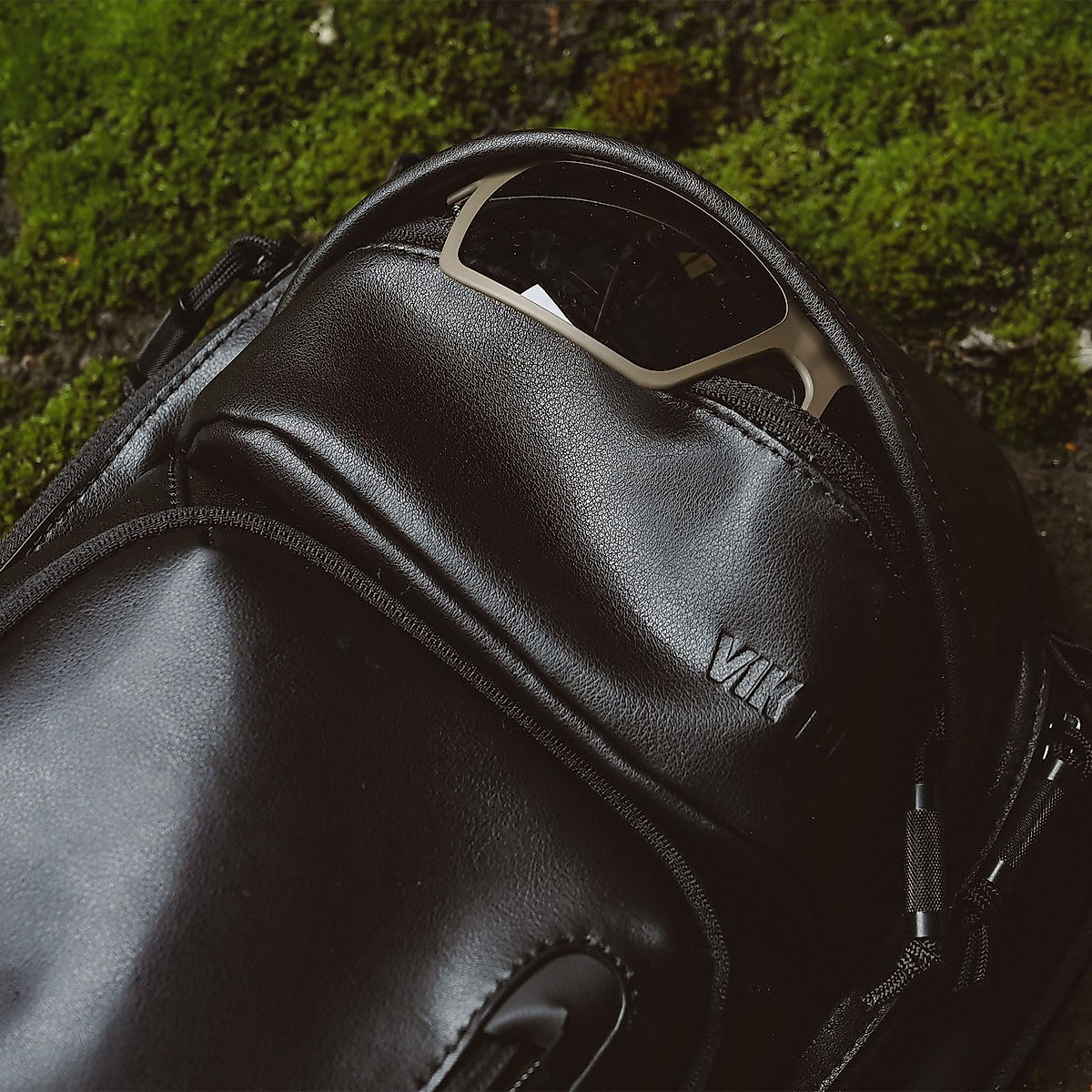 VIKTOS Upscale3 Durable Tactical Casual EDC Leather Slingbag with Padded Shoulder Strap & Ambidextrous Concealed Carry Compartment, Black