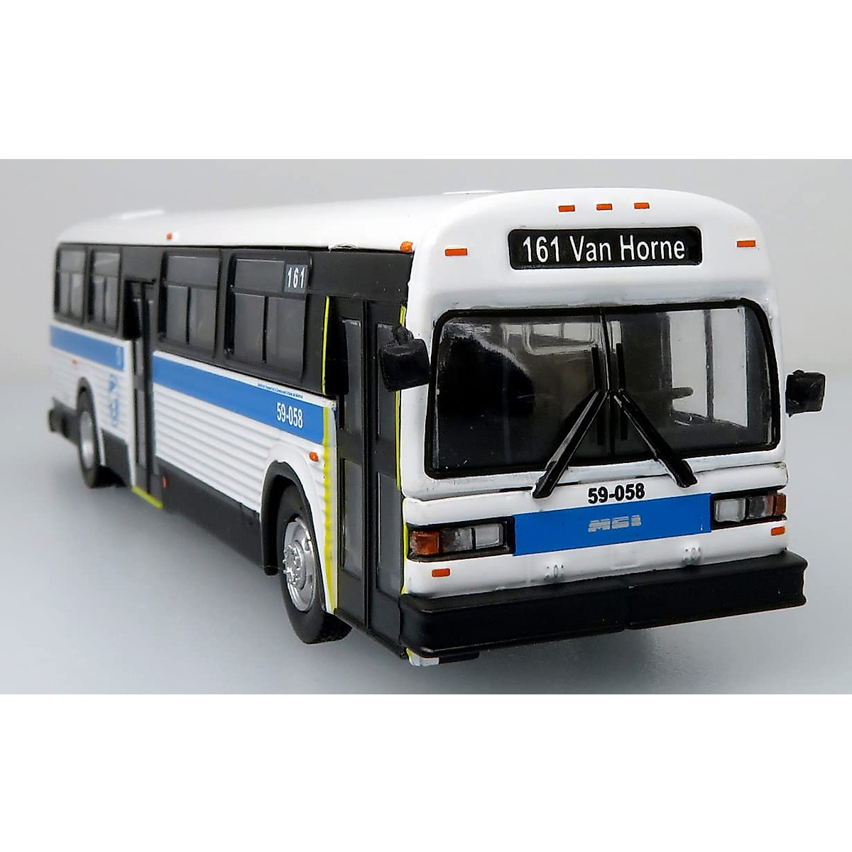 MCI Classic Transit Bus-STM Montrreal Canada Iconic Replicas 1/87 Scale New in The Box