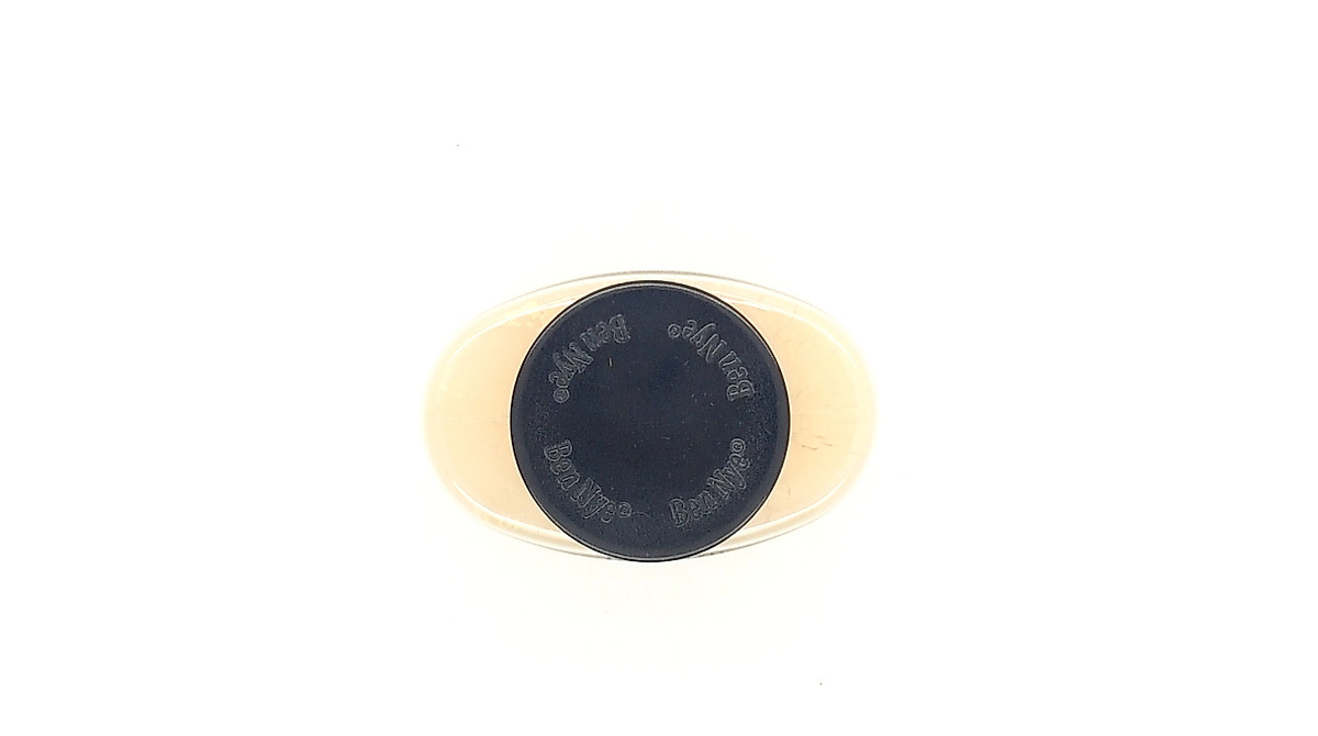 Ben Nye Luxury Powders - Banana 1.5oz for Flawless Finish
