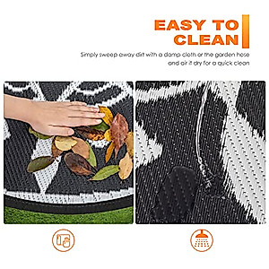 NUU GARDEN 5Ft Round Outdoor Rug for Patios Waterproof, Plaid Reversible Door Mat Plastic Camping Rugs, Straw Rug Indoor Rugs Carpet for RV, Deck, Balcony, Porch, Picnic, Beach, Black/White