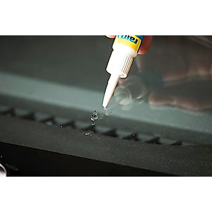 Rain-X 600001 Windshield Repair Kit - Quick And Easy Durable Resin Based Kit for Chips and Cracks, Good For Round Damage Below 1" In Diameter And Cracks Smaller Than 12" In Length, BLUE,YELLOW