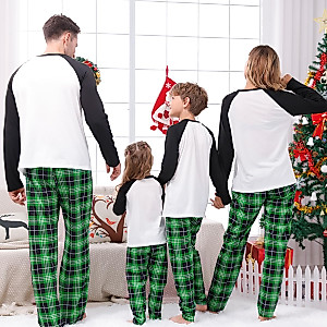 Awoscut Family Matching Pajamas Christmas Pjs Holiday Nightwear Sleepwear Sets Long Sleeve Pjs(S#697, Dad, XL)