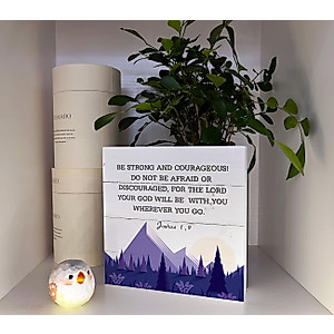 Christian Sign, Scripture Decor, Wooden Box Sign Desk Decor, Decorative Plaques and Signs, Office Table Decor, Encouragement Spiritual Gifts for Women Men, Be Strong and Courageous Sign - Joshua 1:9